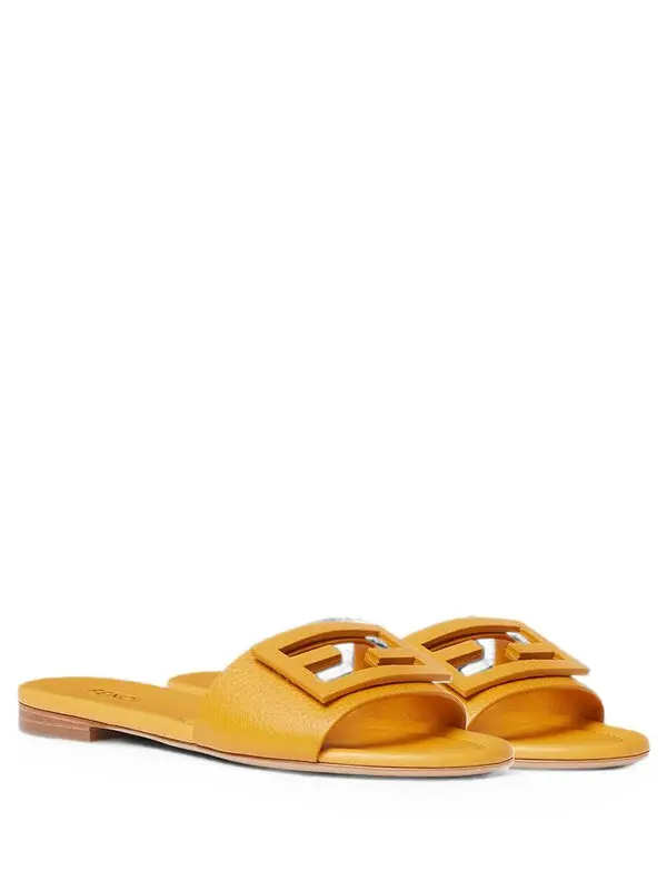 Fendi Baguette Slide In Pelle