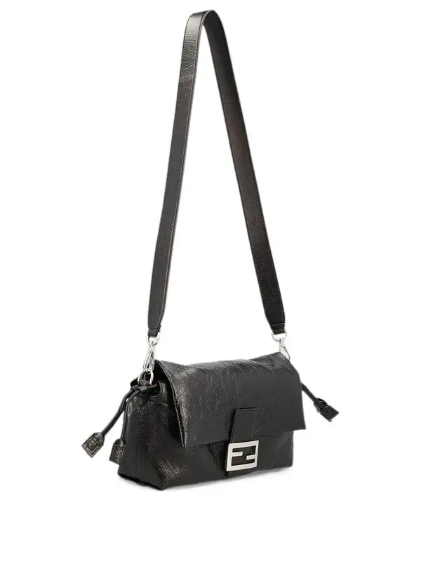Fendi Baguette Soft Md Vit.jamie