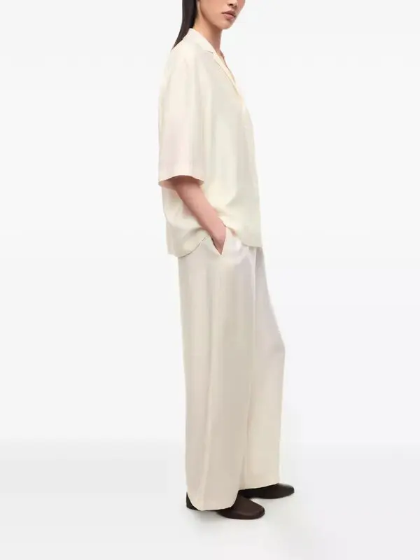 12 STOREEZ Kasumi Notched-collar Shirt