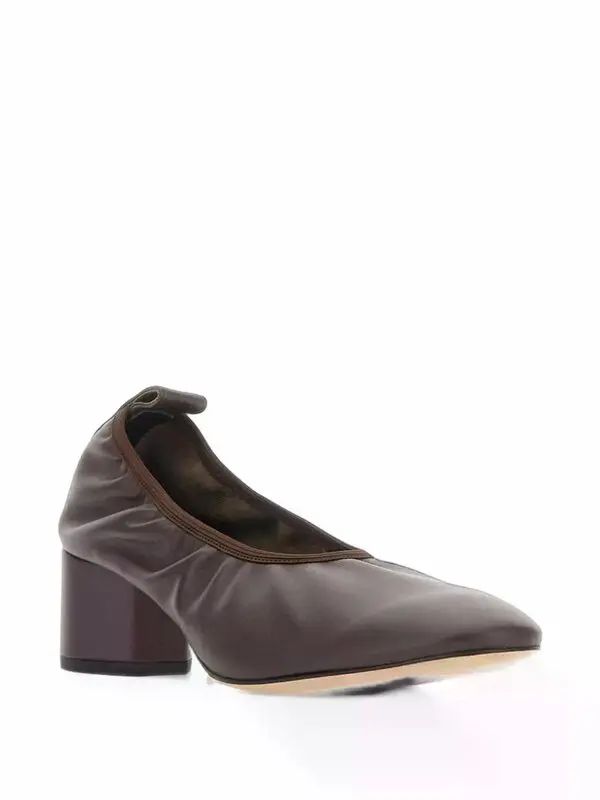 AeydĒ Gemma Leather Pumps