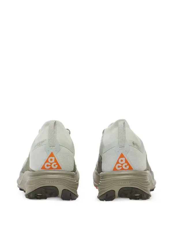 Nike Pegasus Trail Gore-tex Sneakers