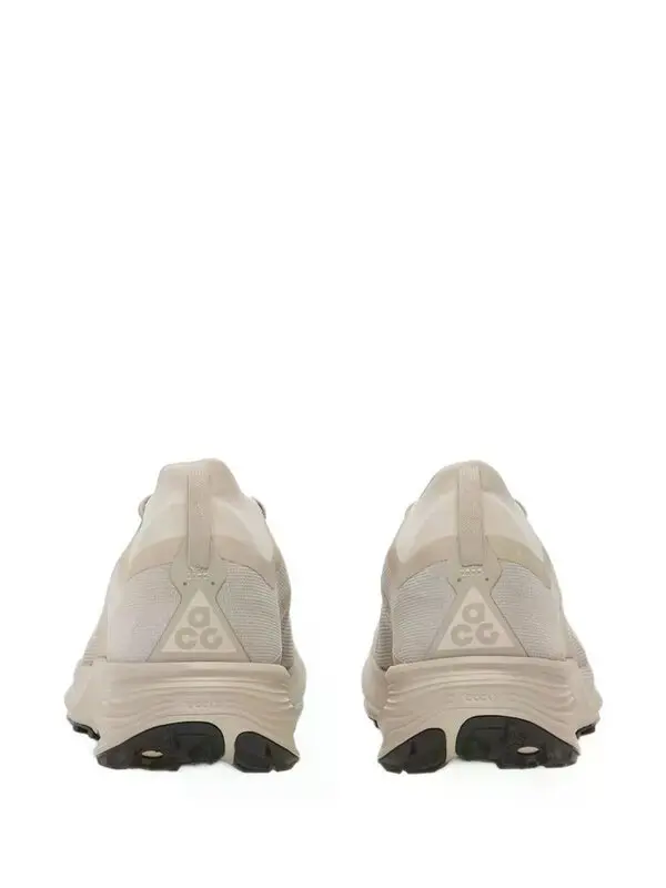 Nike Pegasus Trail Gore-tex Sneakers