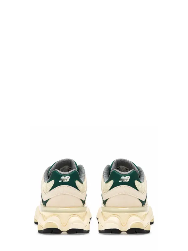 NEW BALANCE 9060 Sneakers - Green