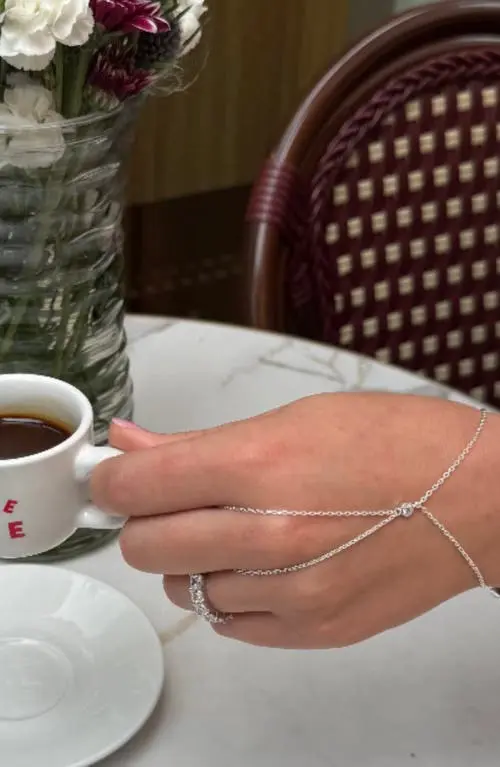 THE M JEWELERS Single Stone Hand Chain