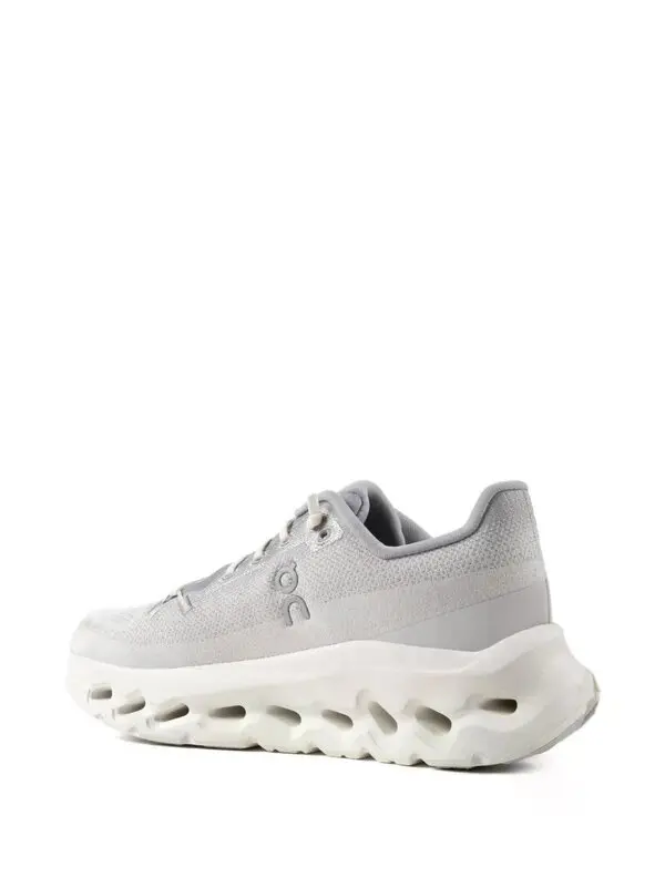 On Cloudtilt Sneakers - Silver