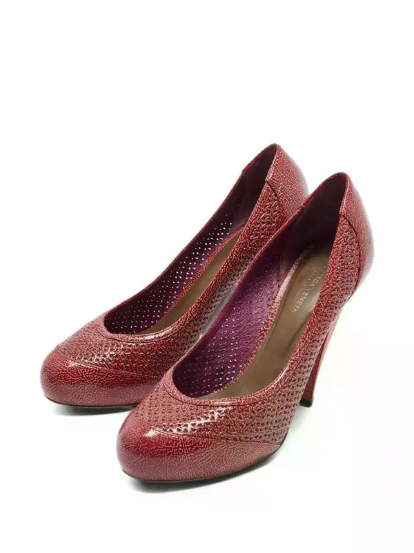 Bottega Veneta Perforated Round-toe Pumps