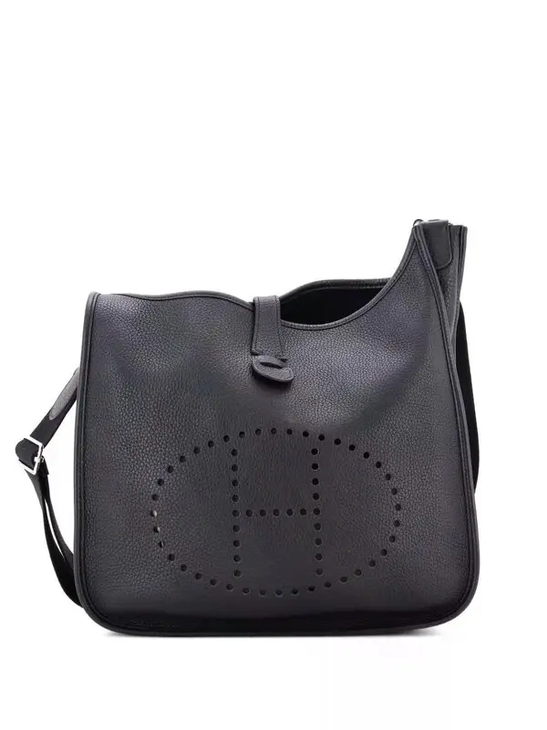Hermès Evelyne Bag Gen Iii Clemence Gm Crossbody Bag - Black