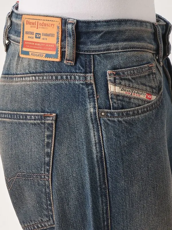 DIESEL® 1996 D-sire Oversized Wide-leg Jeans In Bleached Distressed