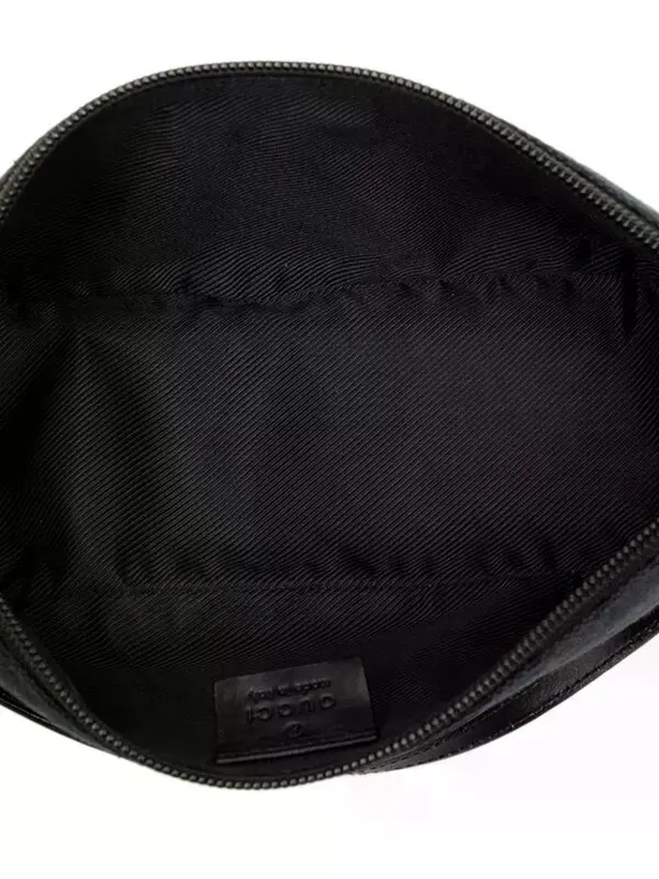 Gucci 2000-2015 Gg Canvas Boat Shoulder Bag