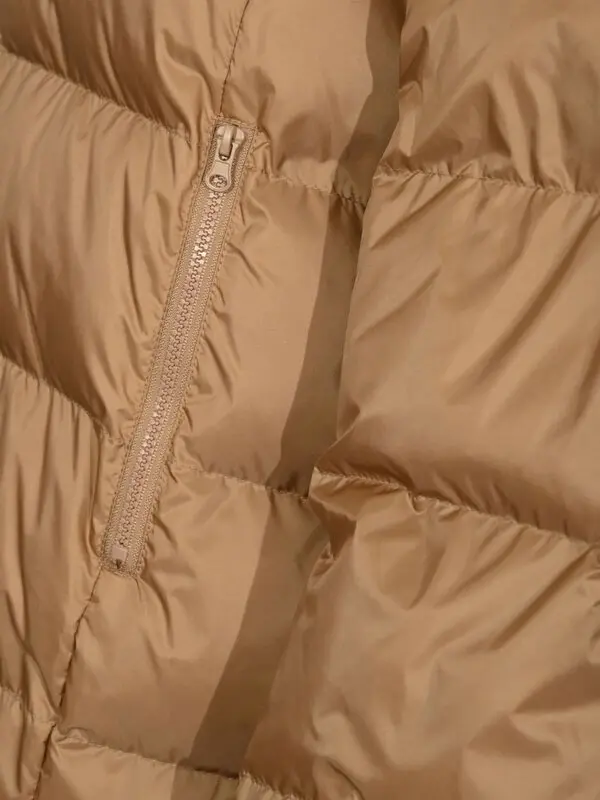 Max Mara Short Quilted Water-repellent Nylon Down Jacket With Hood - Camel