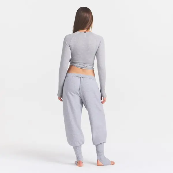 SKIMS Leg Warmer Sweatpant With Embossed Logo | Grey | | Cotton Fleece