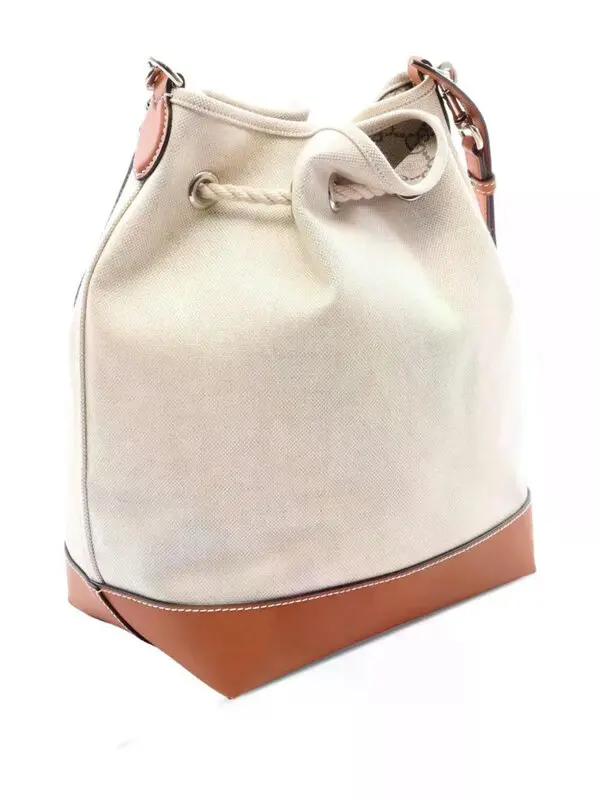 Gucci 2000-2015 Gg Supreme Reversible Bucket Bag - Neutrals