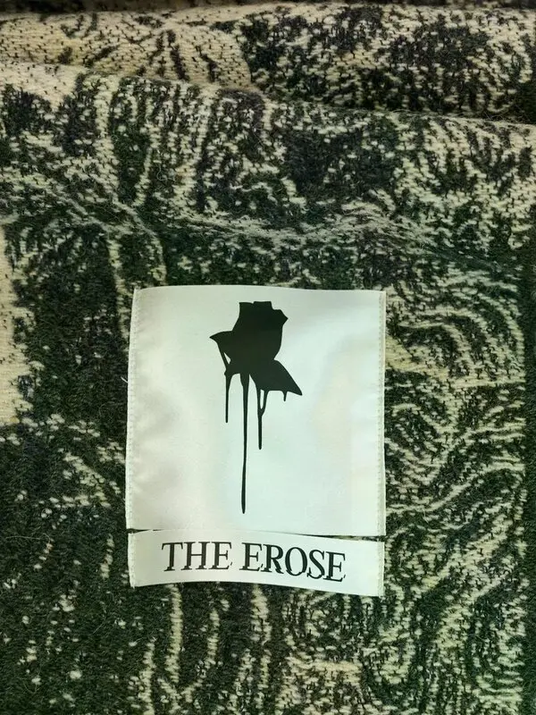 THE EROSE Jacquard Fringe-trim Throw