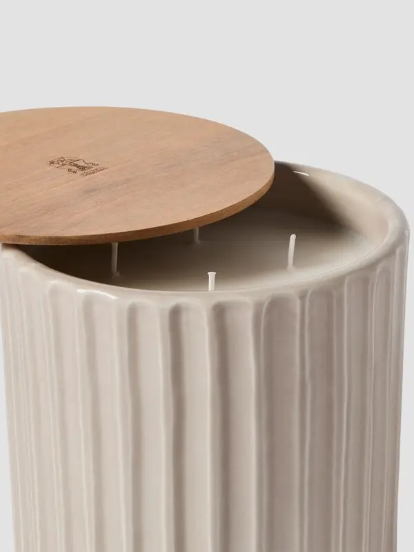 Brunello Cucinelli Large Scented Candle In Ridged Ceramic Vessel - Beige