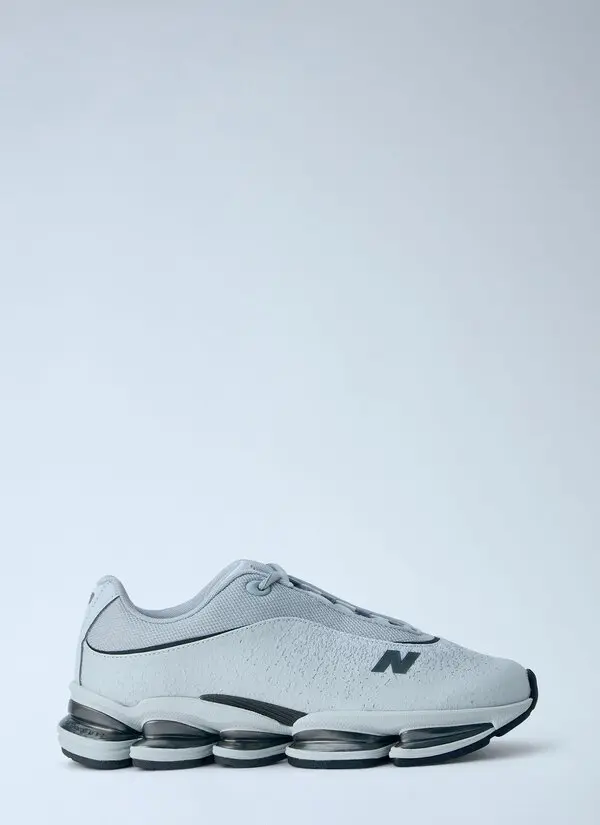 NEW BALANCE Abzorb 2000s Sneakers - Grey