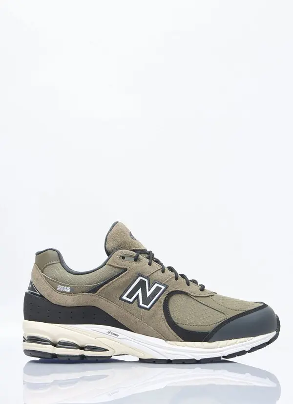 NEW BALANCE 2002rx Sneakers - Green