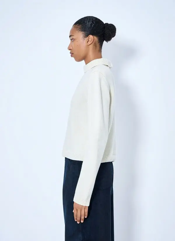 RÓHE Statement Shoulder Cropped Turtleneck
