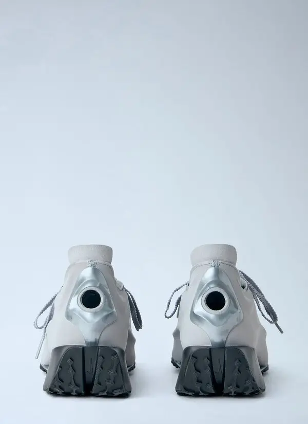 Nike First Sight Noir Sneakers - Silver