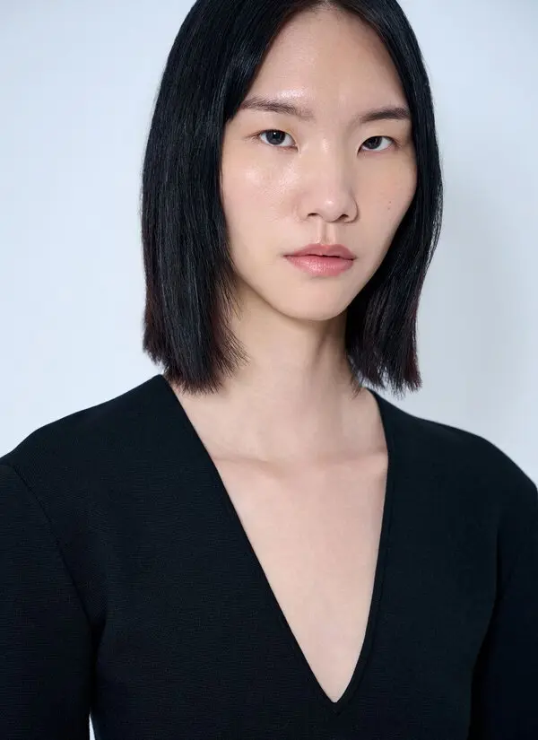 TOTEME Compact Knit V-neck