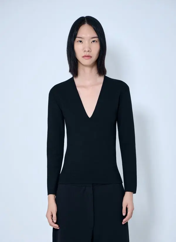 TOTEME Compact Knit V-neck - Black