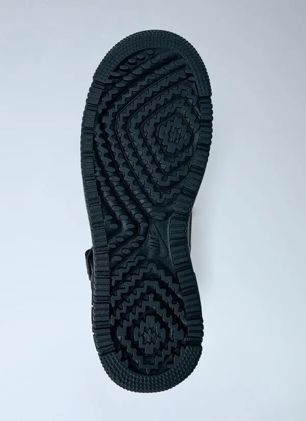 Nike Air Force 1 Luxe Sneakers - Black