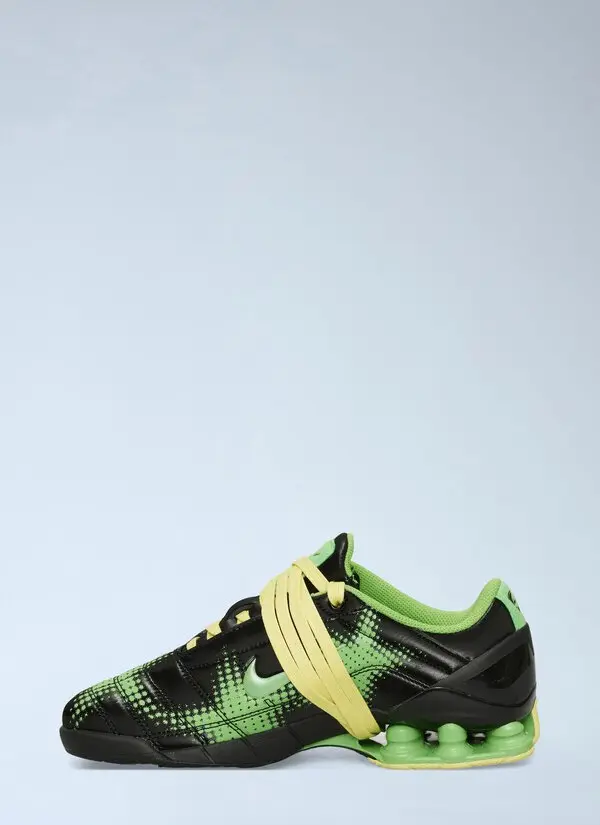 Nike Total 90 Shox Magia Sneakers