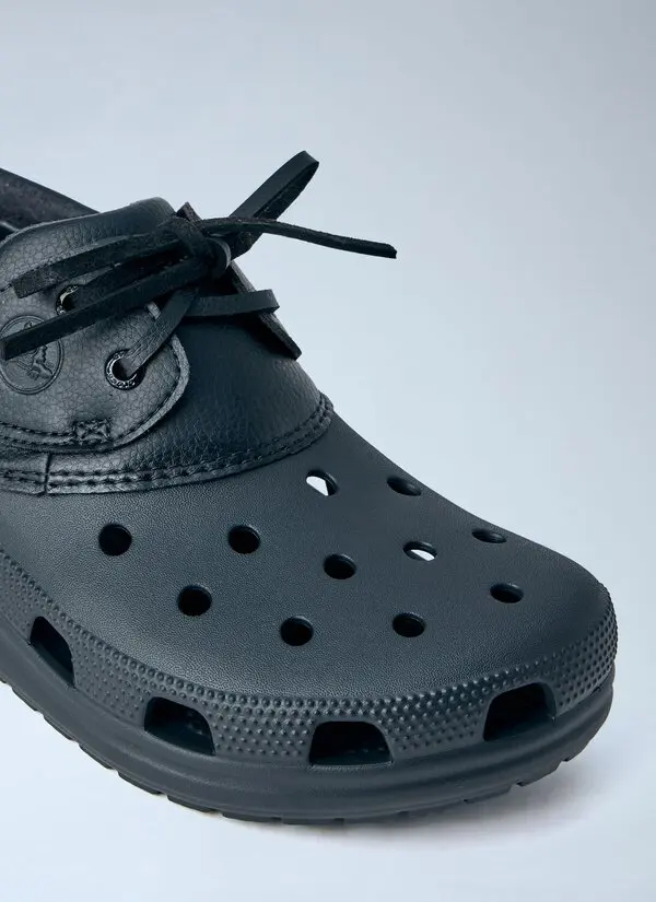 CROCS Classic Islander Sneakers