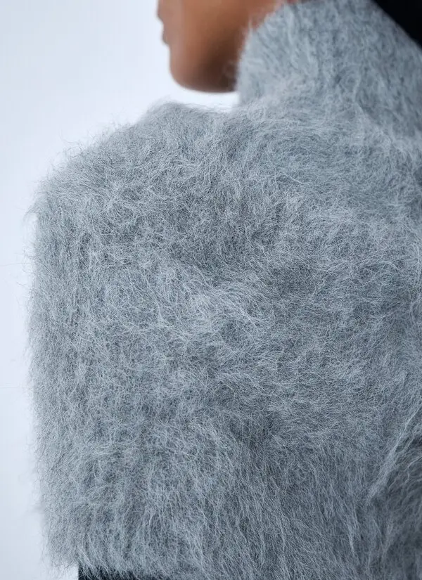 TOTEME Funnel Neck Warmer - Grey