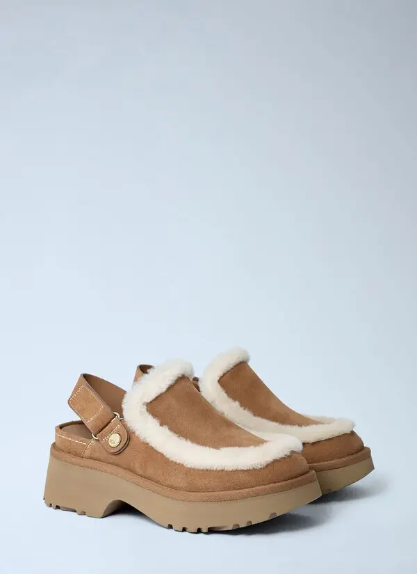 UGG Esmee Platform Clogs - Camel