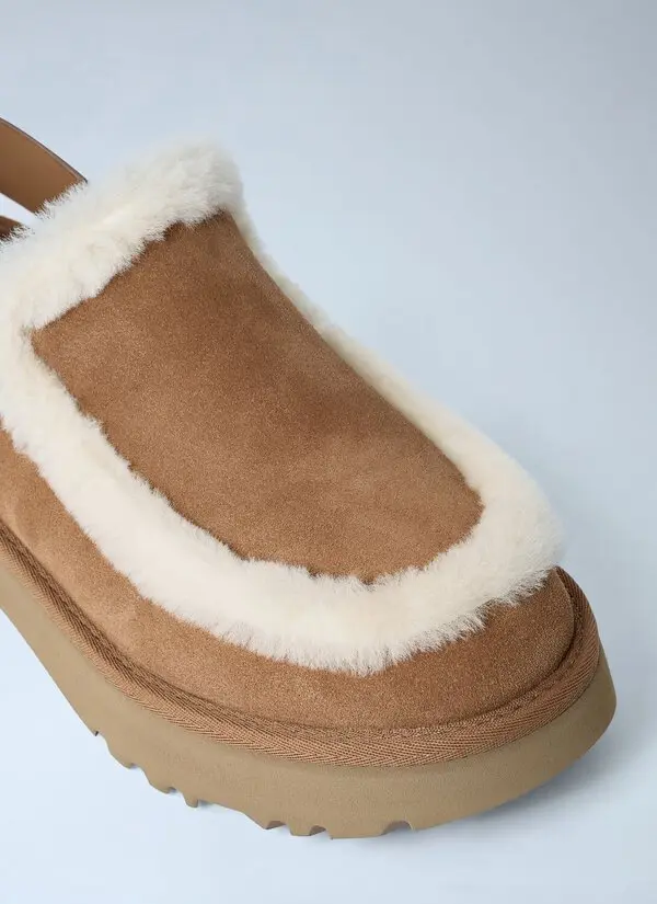 UGG Esmee Platform Clogs - Camel