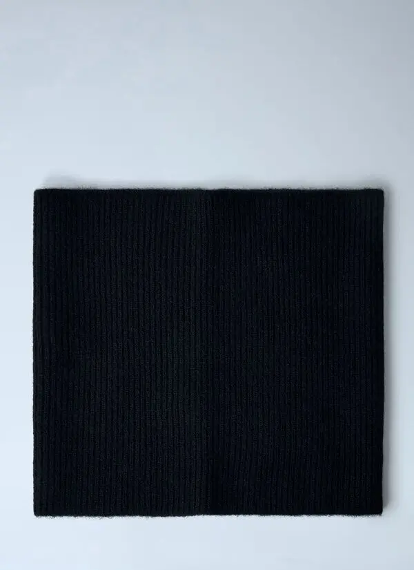 TOTEME Cashmere Neck Warmer - Black