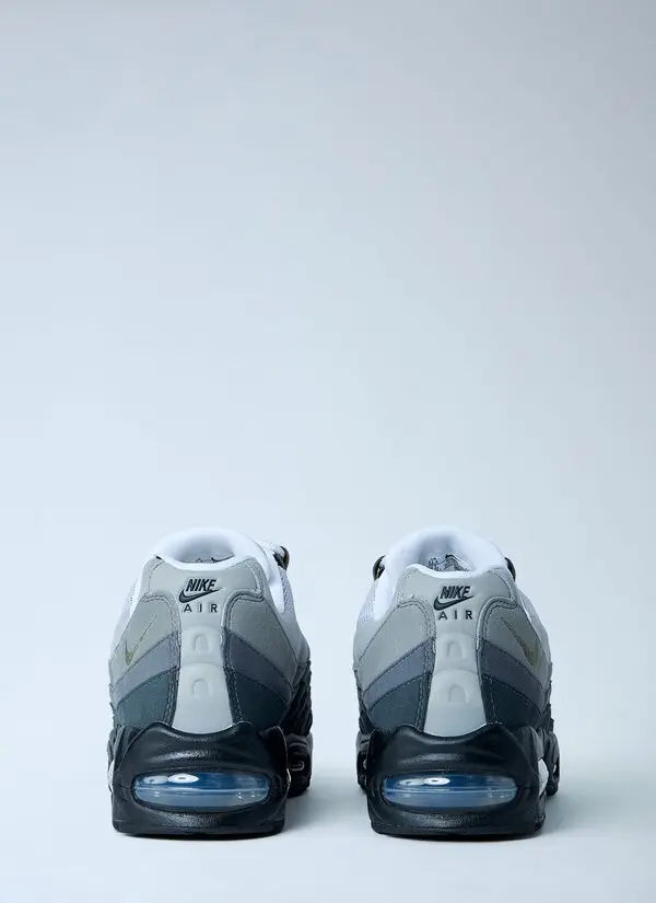 Nike Air Max 95 Sneakers - Grey