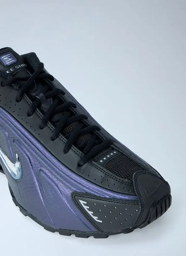 Nike Shox R4 Sneakers - Black