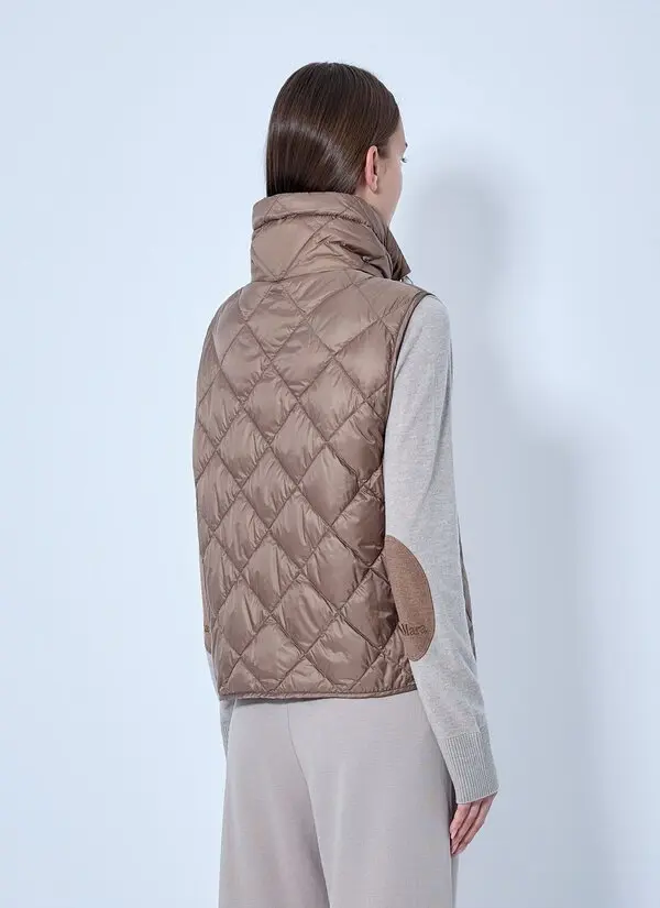 Max Mara Quilted Gilet With High Neck - Camel