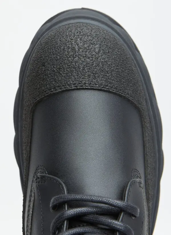 VIRON Resist Boots