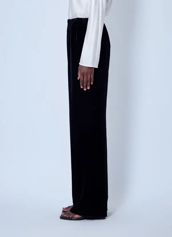 RÓHE Velvet Relaxed Trousers