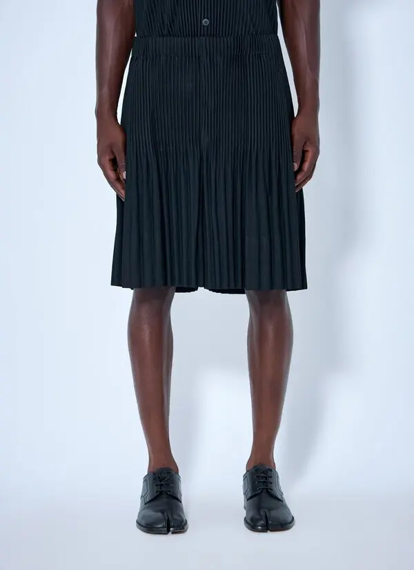 Issey Miyake Pleat Shorts - Black