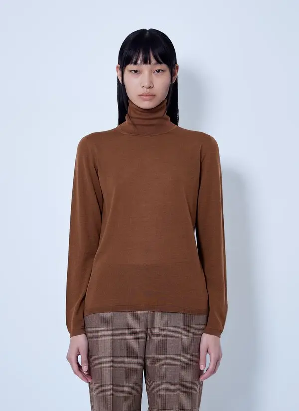 Max Mara Turtleneck Fine Knit Sweater - Brown