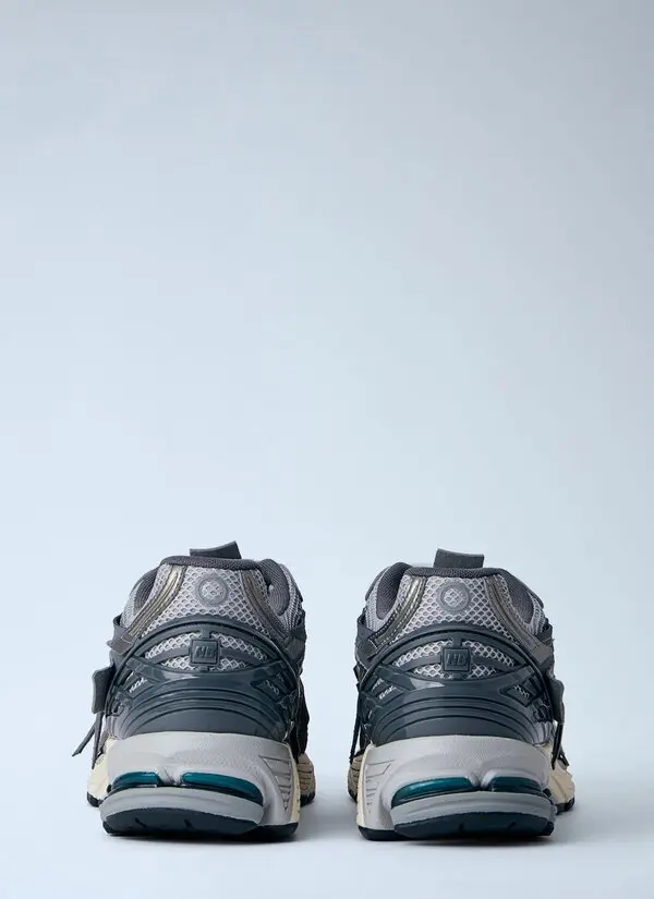 NEW BALANCE U19066 U8 Sneakers - Brown