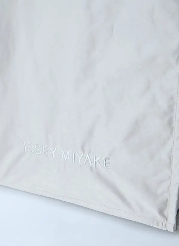 Issey Miyake Crumplable Tote Bag - Light Grey