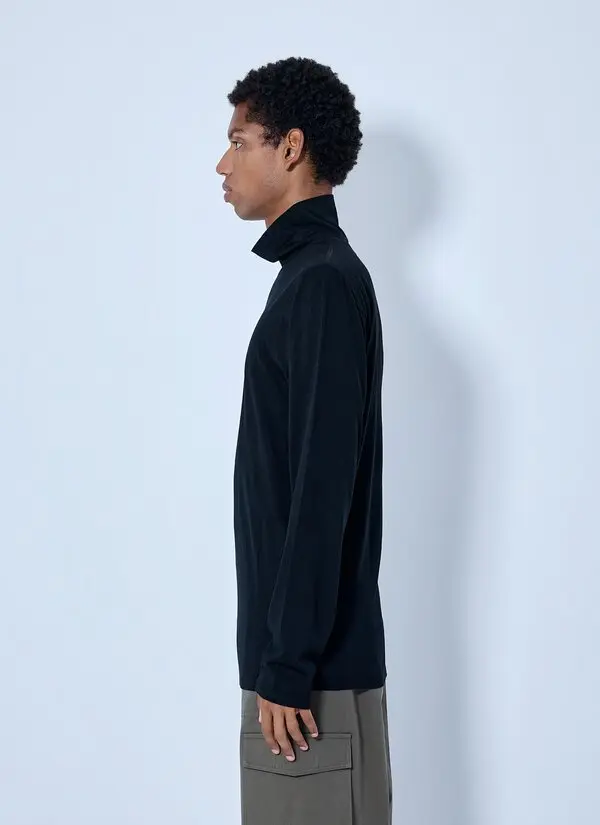 RIER Polar Jersey Turtleneck - Black
