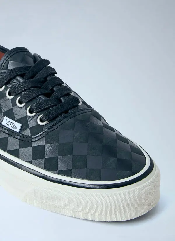 VANS Lx Authentic 44 Sneakers - Black