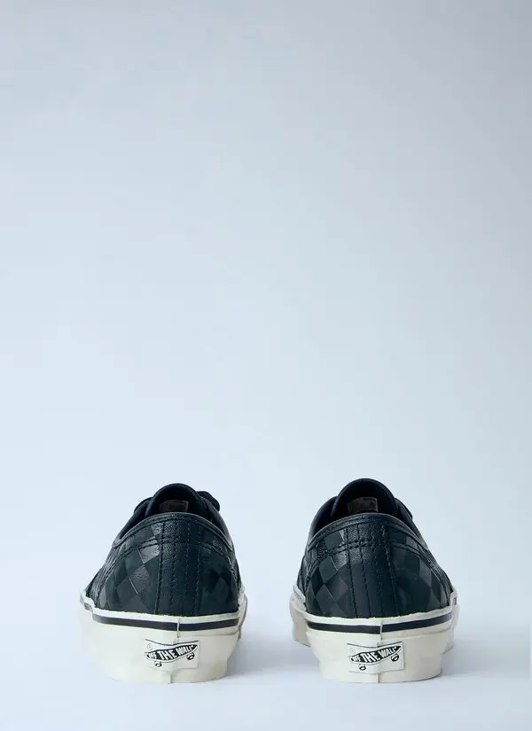 VANS Lx Authentic 44 Sneakers - Black