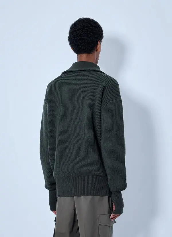 RIER Ribbed High Neck Sweatshirt