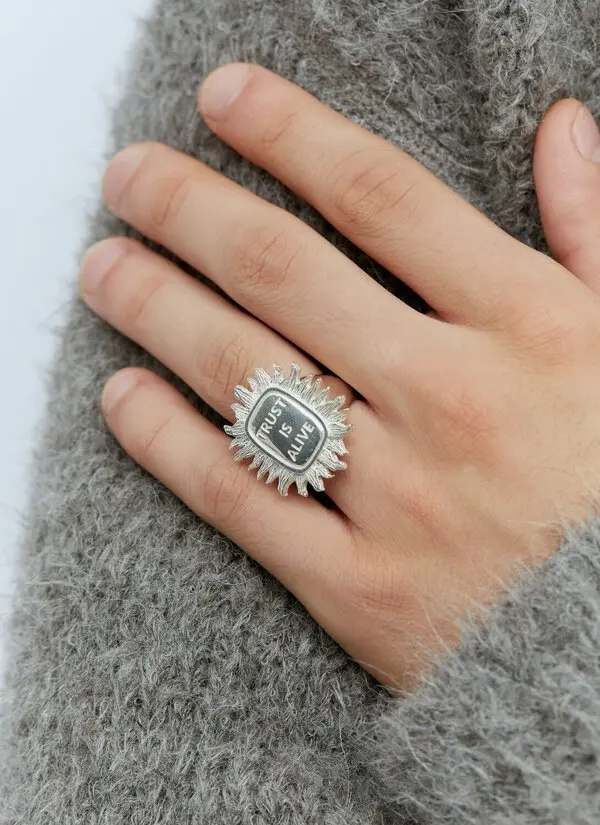 BLEUE BURNHAM Trust Is Alive Signet Ring
