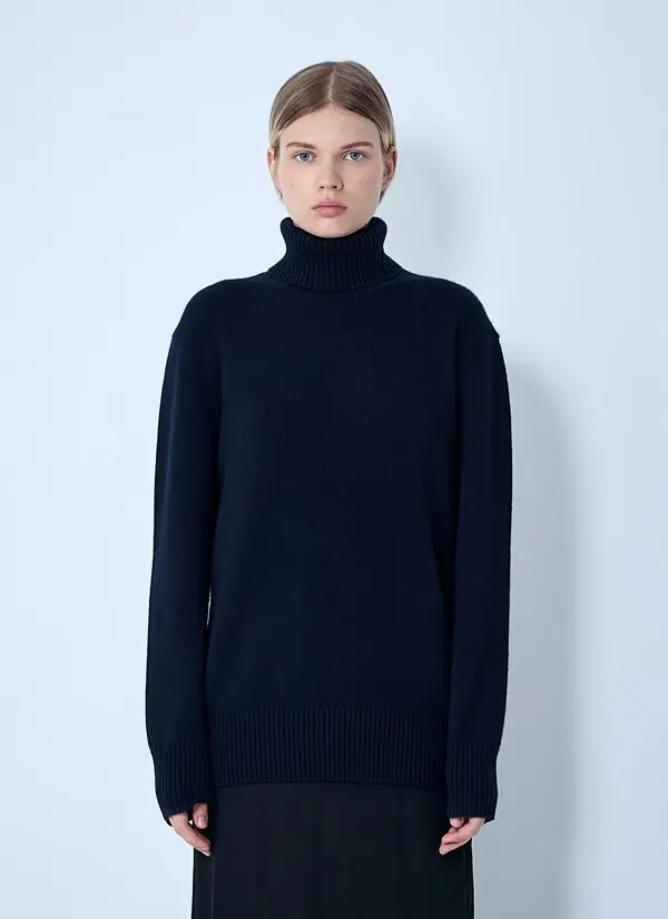 TOTEME Cashmere Turtleneck - Navy