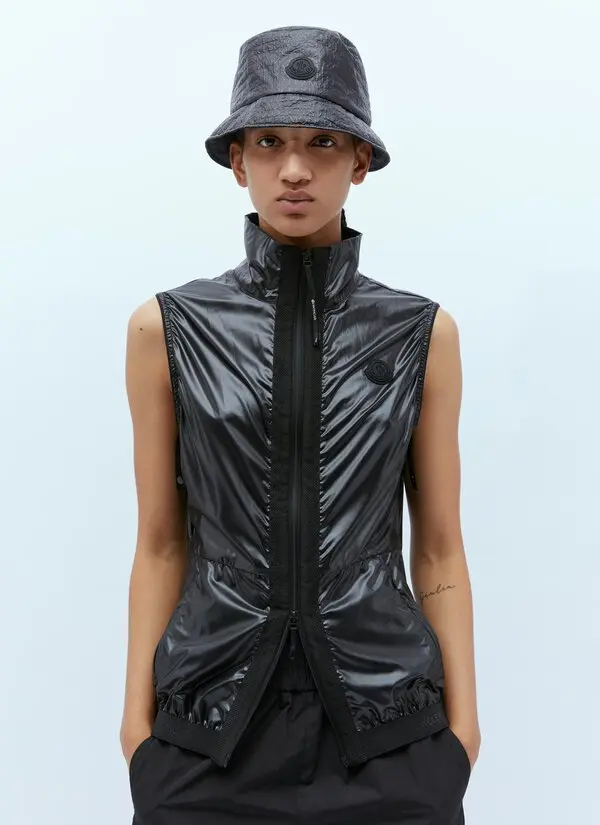 Moncler Logo Patch Bucket Hat - Black