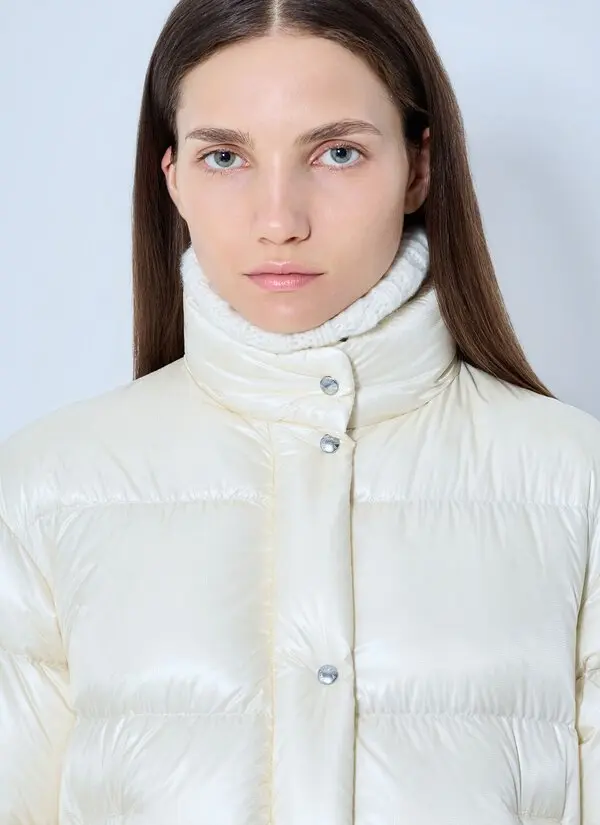 Moncler Tepice Short Down Jacket