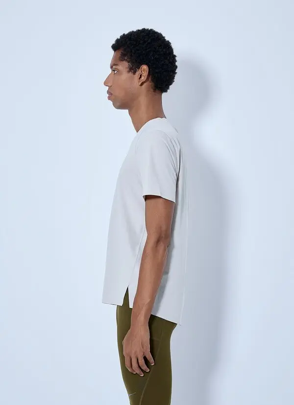 HOKA® Everyrun Short Sleeve T-shirt