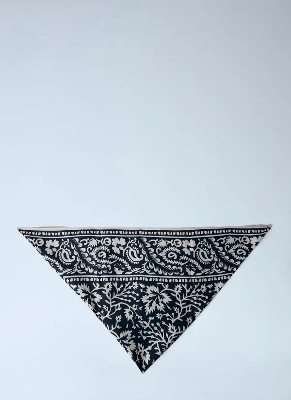 TOTEME Patterned Bandana Scarf - Black